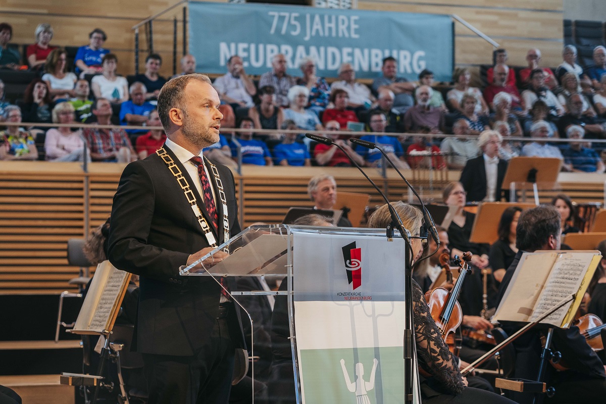 Vier-Tore-Stadt Neubrandenburg feiert mit zwei Festkonzerten ihren 775 ...