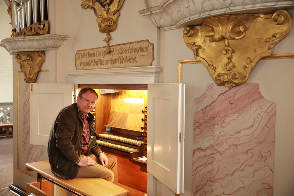 Kirchenmusiker Schubach gibt in Mirow Konzert auf der Schuke-Orgel ...